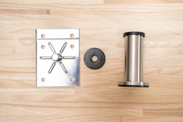 【DIY】デスクシェルフ自作してみた | パイン集成材とIKEA CAPITAでたったの1時間で完成 | じゃが畑