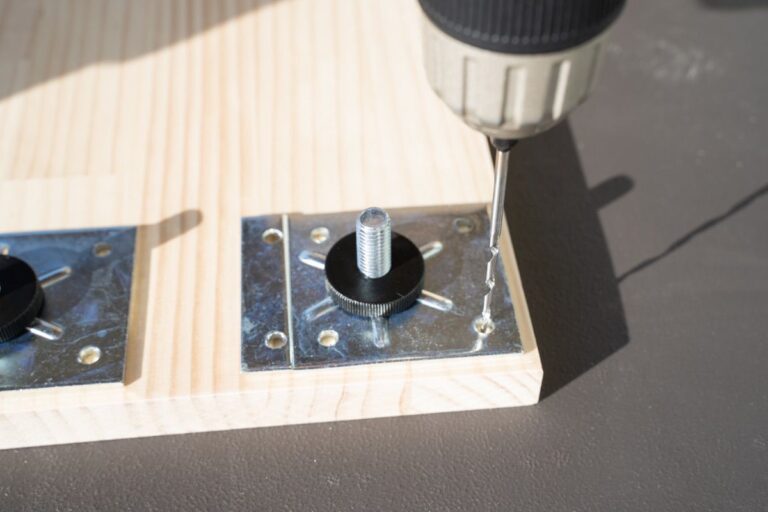 【DIY】デスクシェルフ自作してみた | パイン集成材とIKEA CAPITAでたったの1時間で完成 | じゃが畑