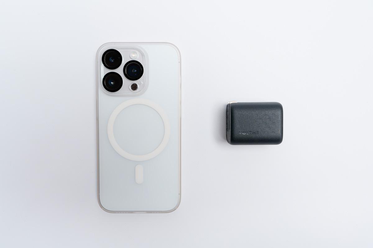 VOLTME Revo 30 Duo レビュー | 持ち歩きに適したUSB-C × 2ポートの小型軽量の30W充電器[PR] | じゃが畑