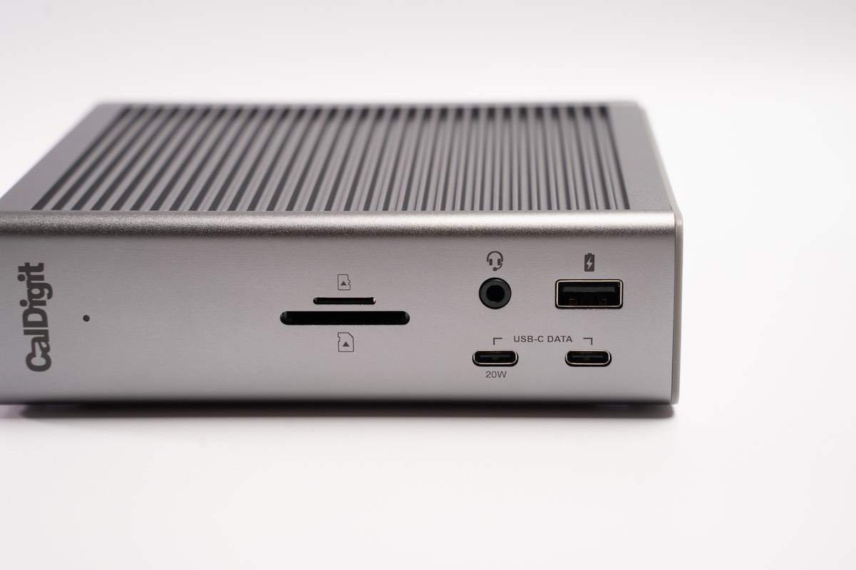 Caldigit TS4 レビュー | Thunderbolt 4対応の最強ドッキングステーション | じゃが畑