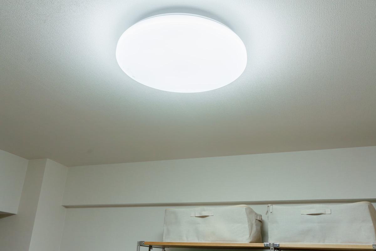 SwitchBot シーリングライト プロ レビュー | 寝室でも使える調光機能付き[PR] | じゃが畑